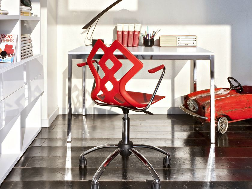 EDWARD | Square table By ALMA DESIGN