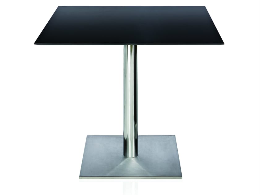 PRISCILLA | Square table By ALMA DESIGN