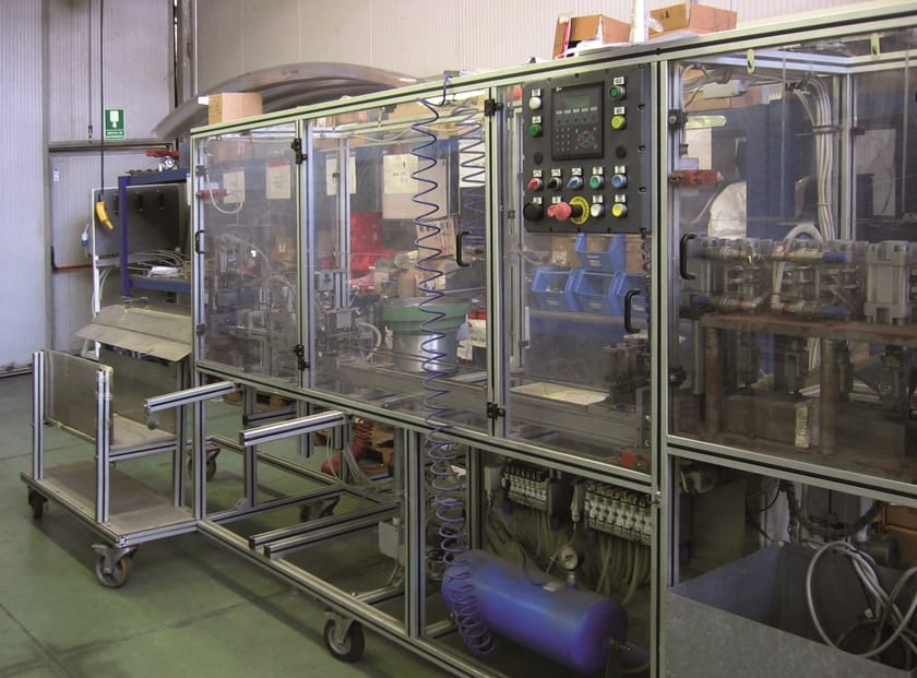 Policomp® Scudo® Polycarbonate solid sheets with U.V. protection on ...