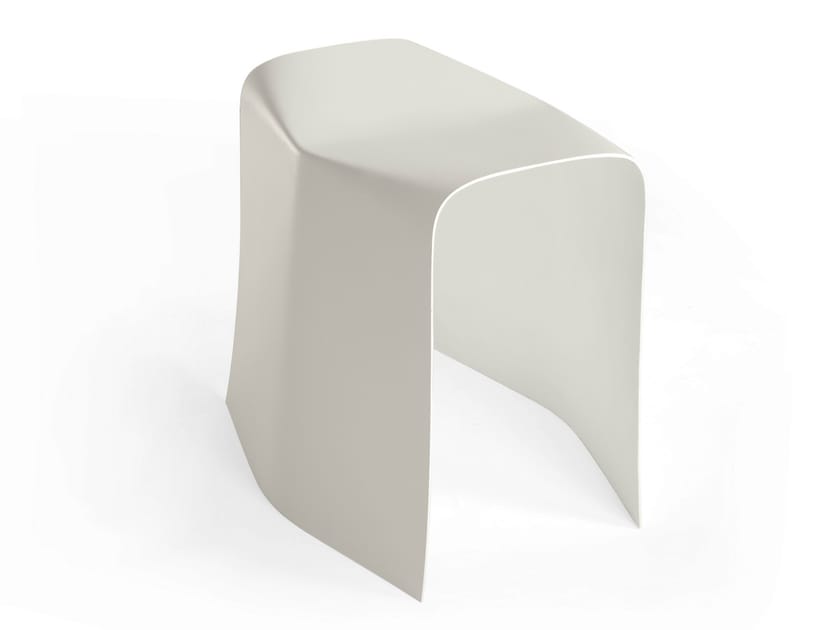 Glass-fibre stool FOLDSTOOL By Specimen Editions design Olivier Grégoire