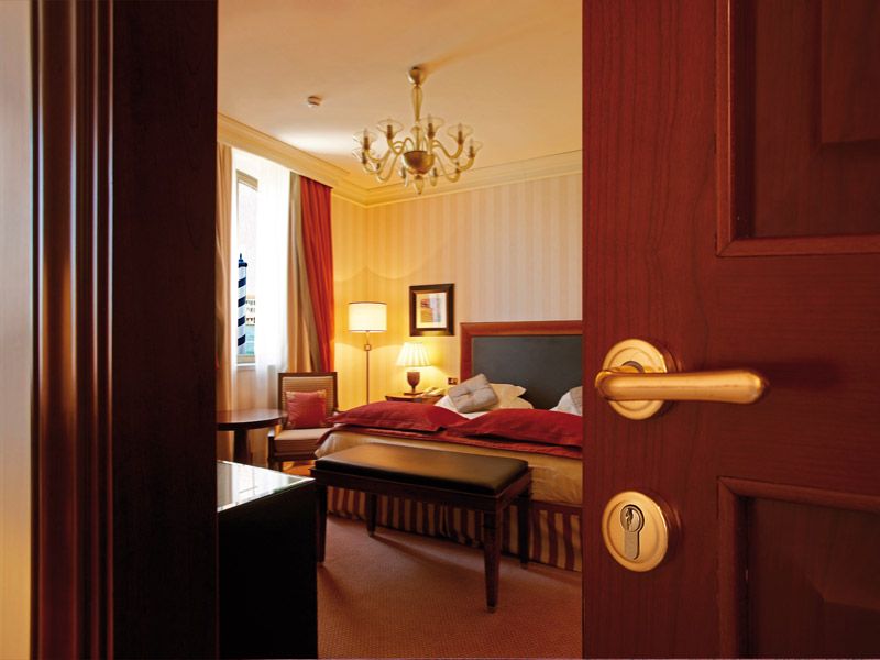 Security door lock CSF Mechatronic System By ISEO Serrature