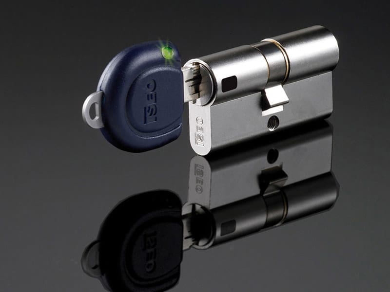 Security door lock CSF Mechatronic System By ISEO Serrature