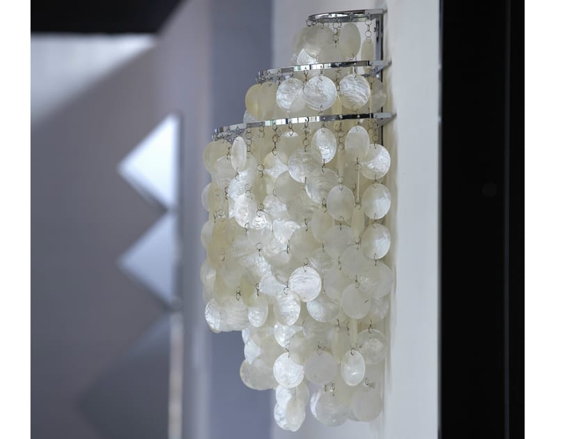 FUN 1WM Mother of pearl wall lamp By Verpan | design Verner Panton