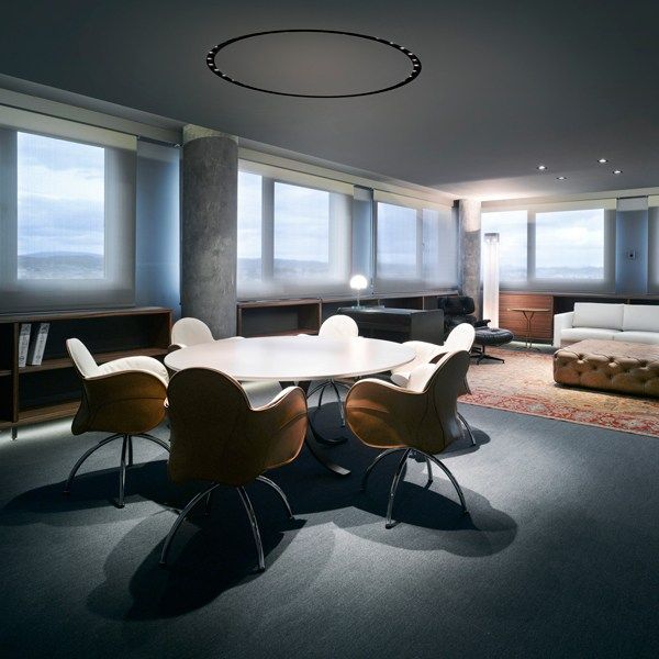 CIRCLE OF LIGHT Linear lighting profile By Flos