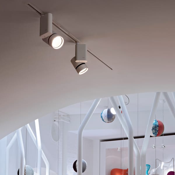 SOLID PURE | Track-Light By Flos design Knud Holscher