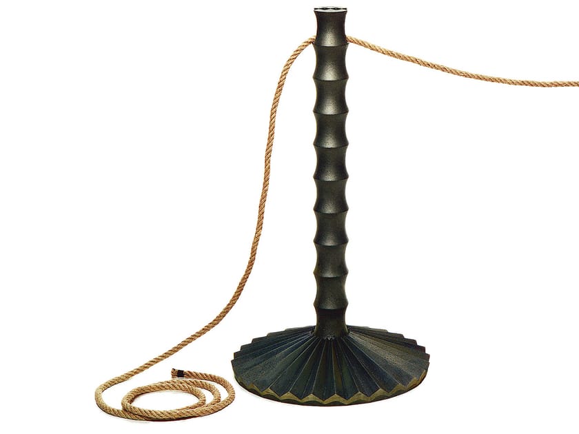 Aluminium bollard post with chains SEVILLA By Nola Industrier