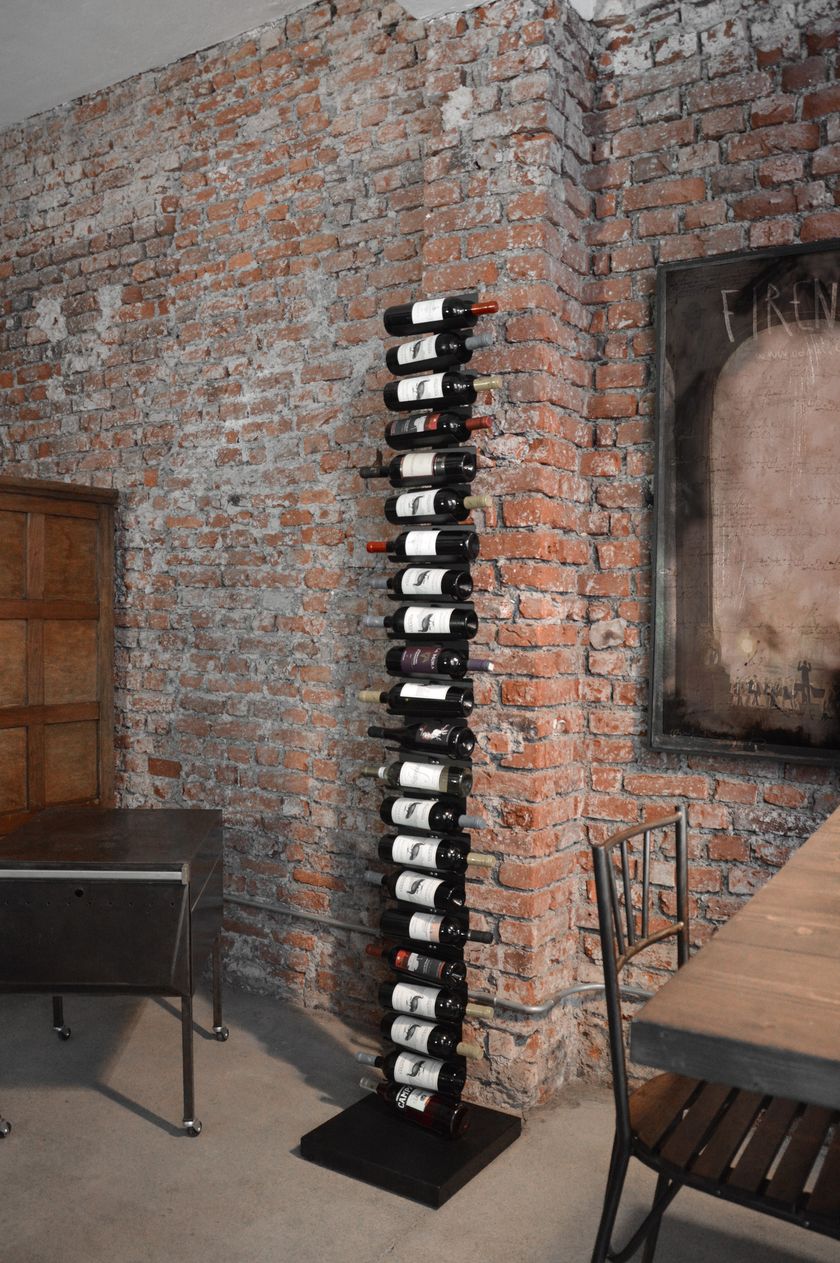 PTOLOMEO VINO bottle rack By Opinion Ciatti design Bruno Rainaldi