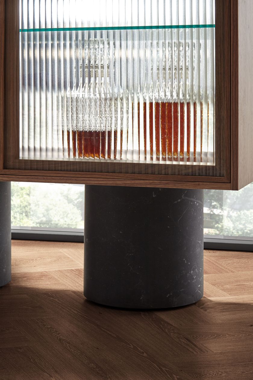 RIO Wood and glass highboard with doors By Punt | design Sebastian Herkner