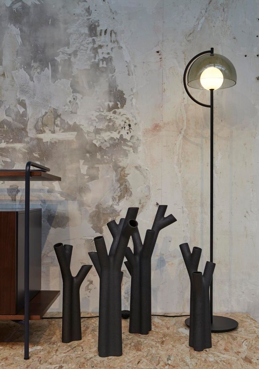 Vase en céramique ROSEAU By Ligne Roset design Noé Duchaufour-Lawrance