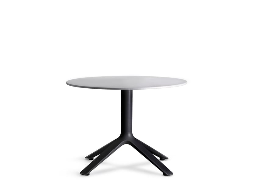 TOOU: Tavoli e sedie | Archiproducts