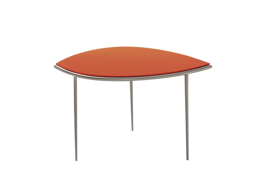 RUHS PANCA Bench By Cappellini | design Kris Ruhs