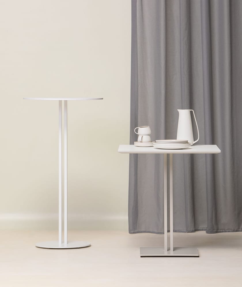 SANDWICH | Table Round powder coated steel high table By Vergés ...