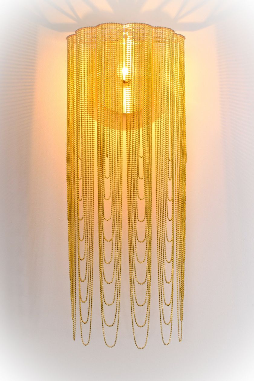 SCALLOPED LOOPED Wall light By Willowlamp | design Adam Hoets