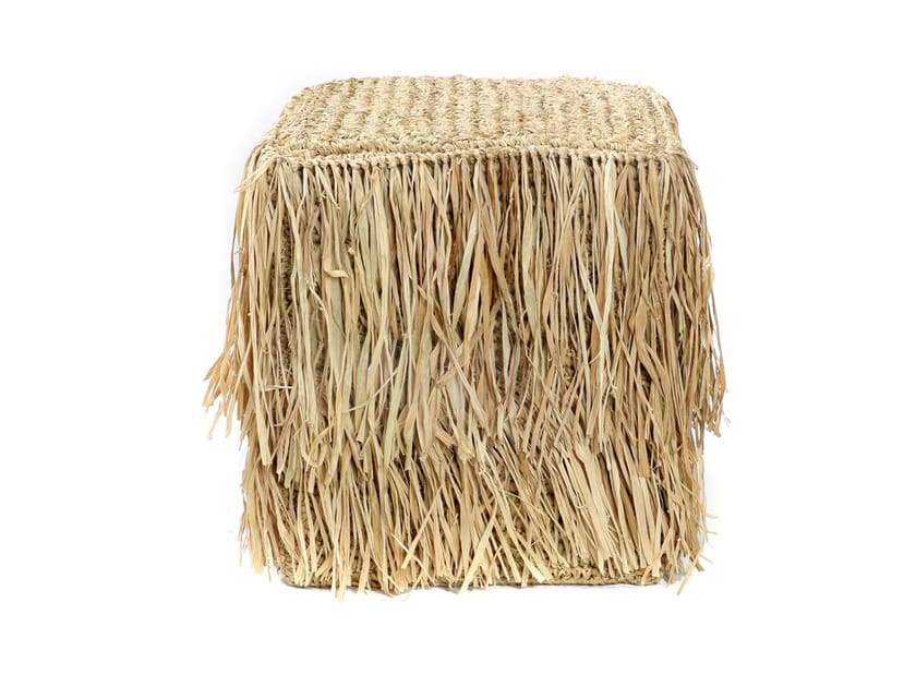 Low raffia stool SHAGGY SQUARE Raffia Collection By Bazar Bizar