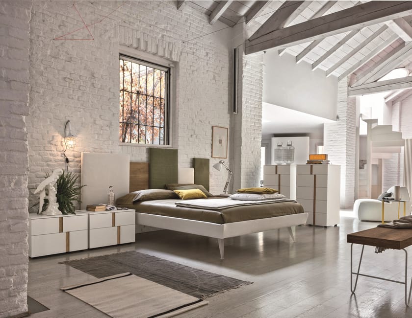 SKYLINE | Bed with upholstered headboard By Tomasella