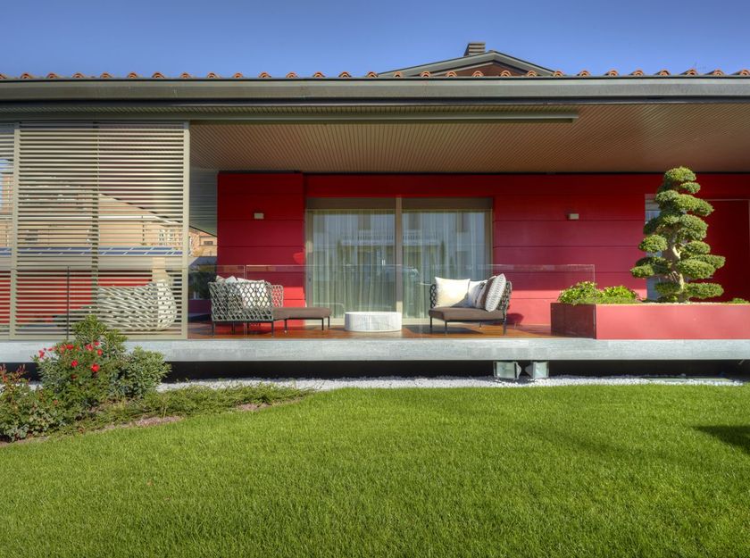 Sliding brise-soleil Wooden sliding brise-soleil By CARMINATI SERRAMENTI