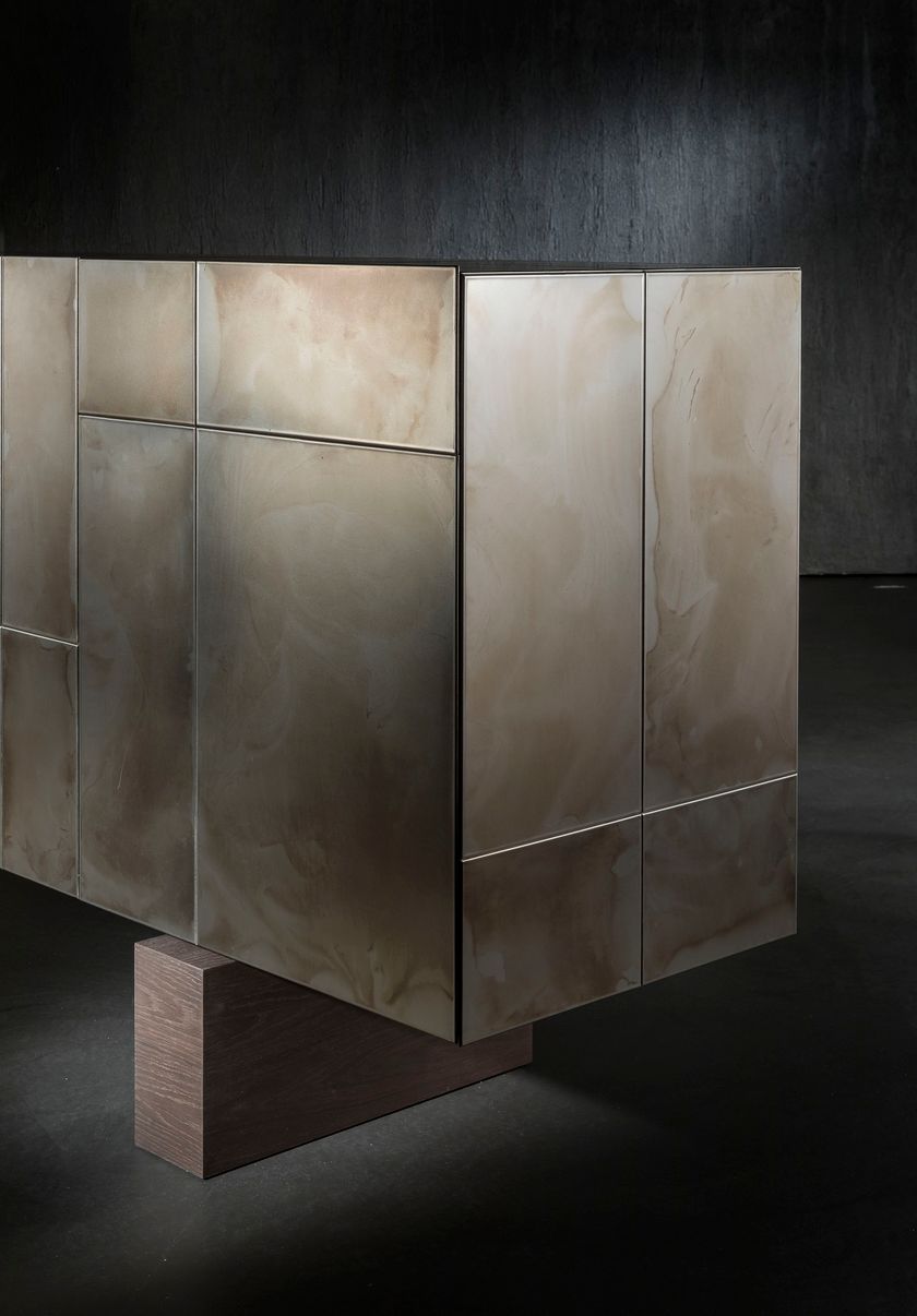SLIM SIDE HIGH Slim Side Collection By Henge design Massimo Castagna