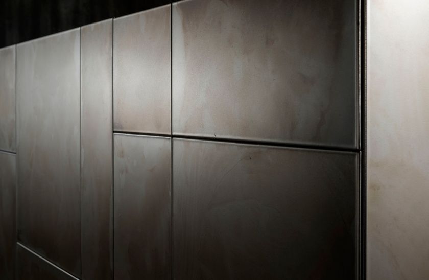 SLIM SIDE HIGH Slim Side Collection By Henge design Massimo Castagna