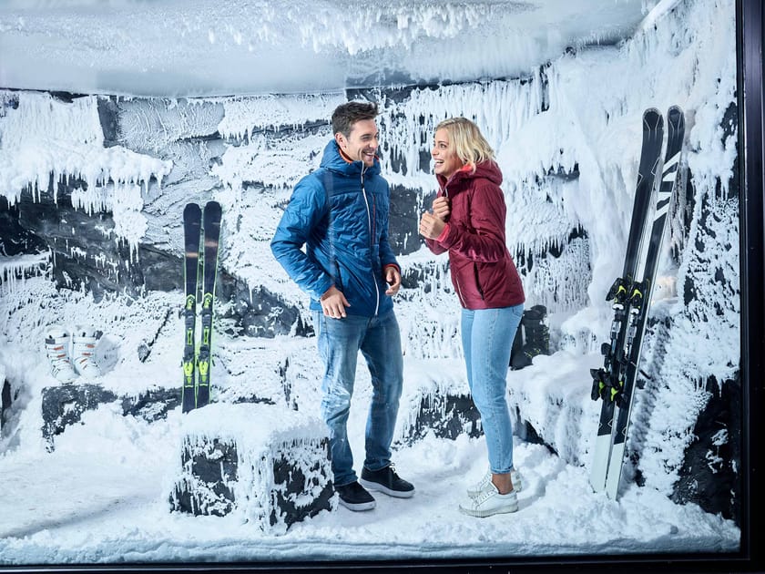 Snow Room ROCK DESIGN FOR RETAIL Retail Collection By TechnoAlpin