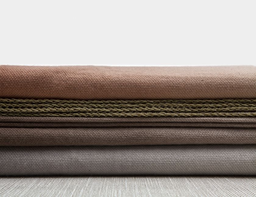 GEA Wool lap robe By Molteni & C. | design Marta Ferri