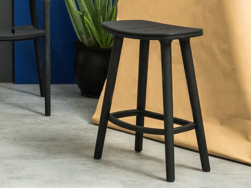 SOLID | Stool Solid Collection By MANUTTI design Lionel Doyen