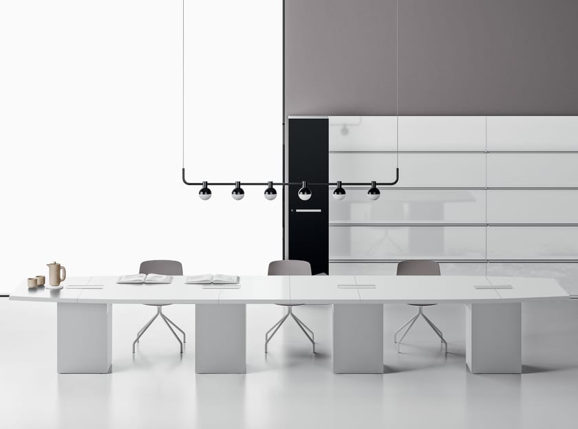 SPECIAL TABLE | Rectangular meeting table By DVO