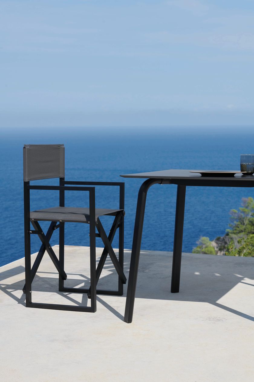 STACK Stackable thermo lacquered aluminium garden table By GANDIABLASCO ...