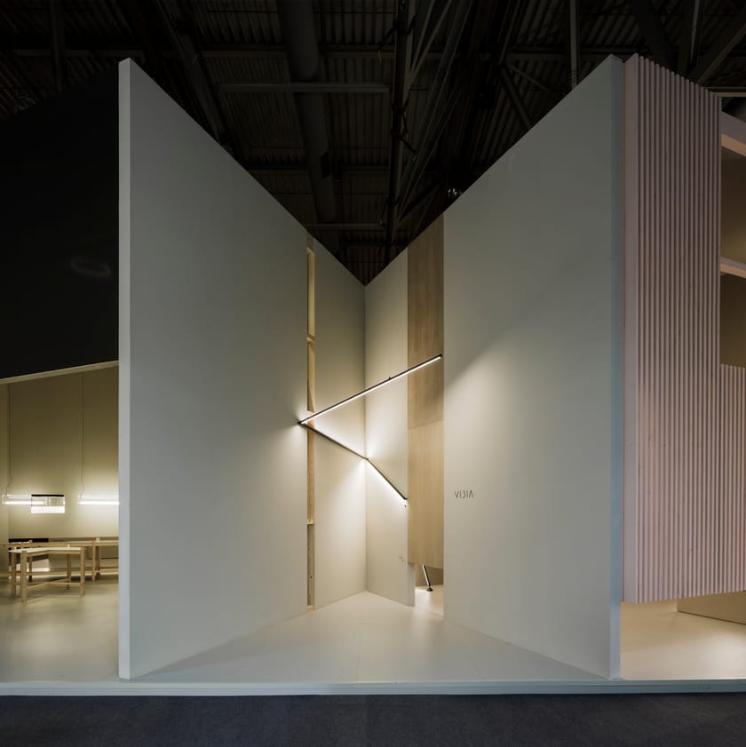 STICKS Linear lighting profile By Vibia | design Arik Levy