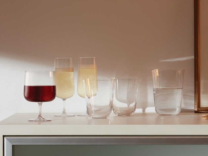 LSA: Glass table and home decorations | Archiproducts