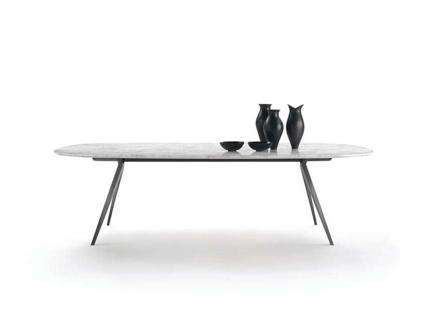 Flexform: Sofas, armchairs and furniture made in Italy | Archiproducts