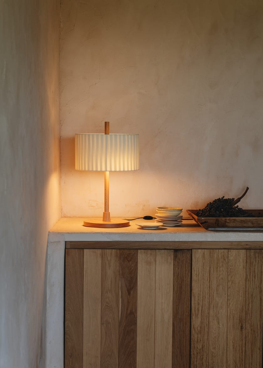LINOOD | Table lamp By Milan Iluminación