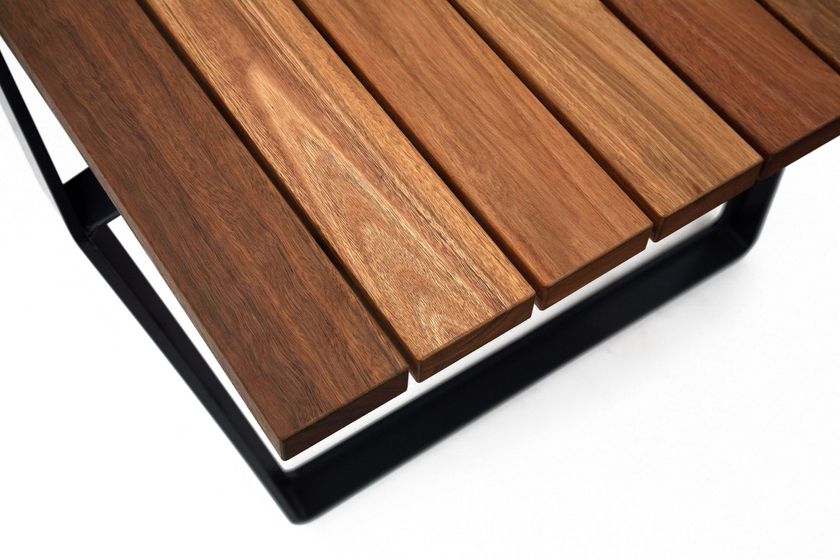 FLINT | Table Flint Collection By Ross Gardam