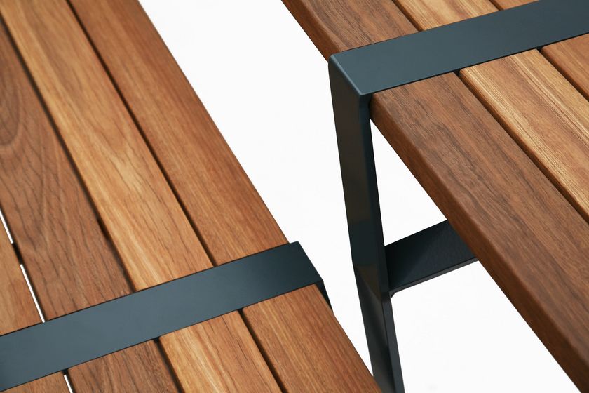 FLINT | Table Flint Collection By Ross Gardam