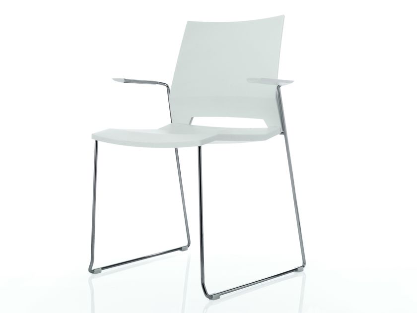 TESS | Chair with armrests Sled base plastic chair with armrests By Jes