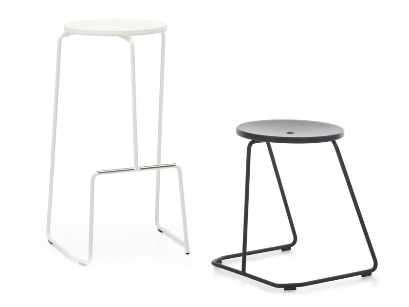 TIKI | Garden stool By Extremis design Dirk Wynants