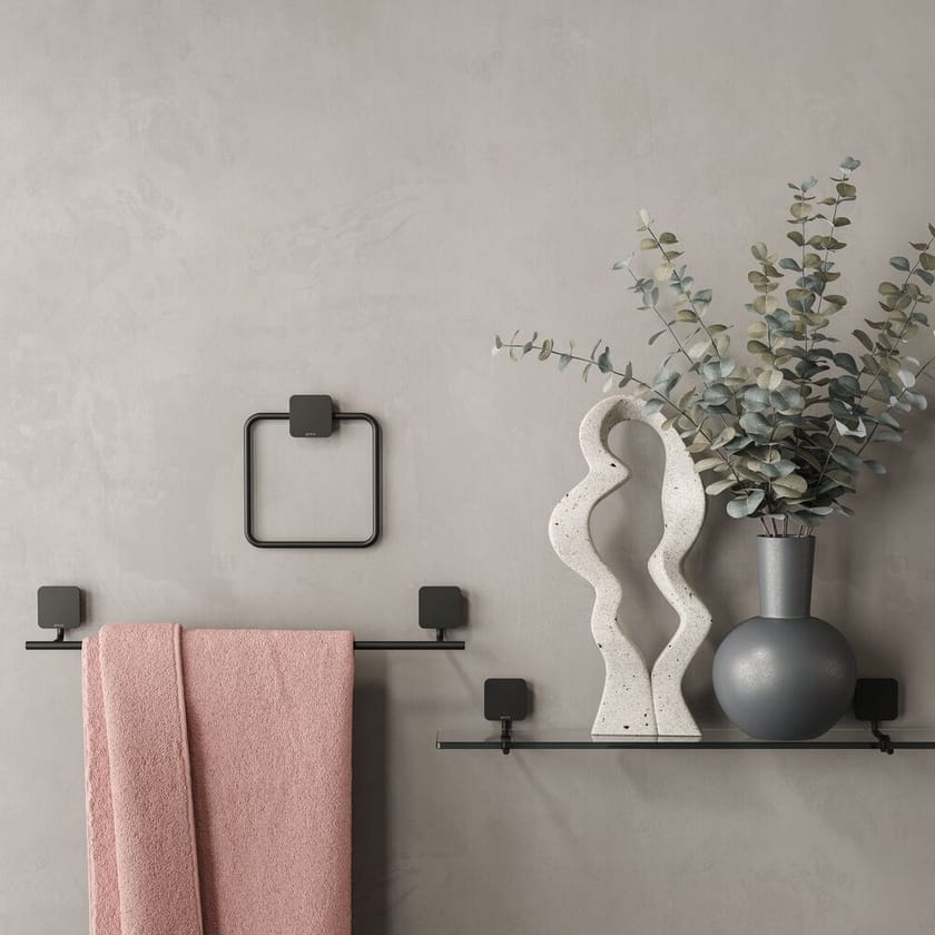 TOPAZ BLACK | Towel rail By Geesa