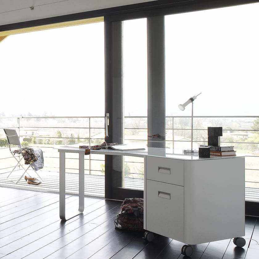 TRAVEL STUDIO | Writing desk Travel studio Collection By Ligne Roset ...