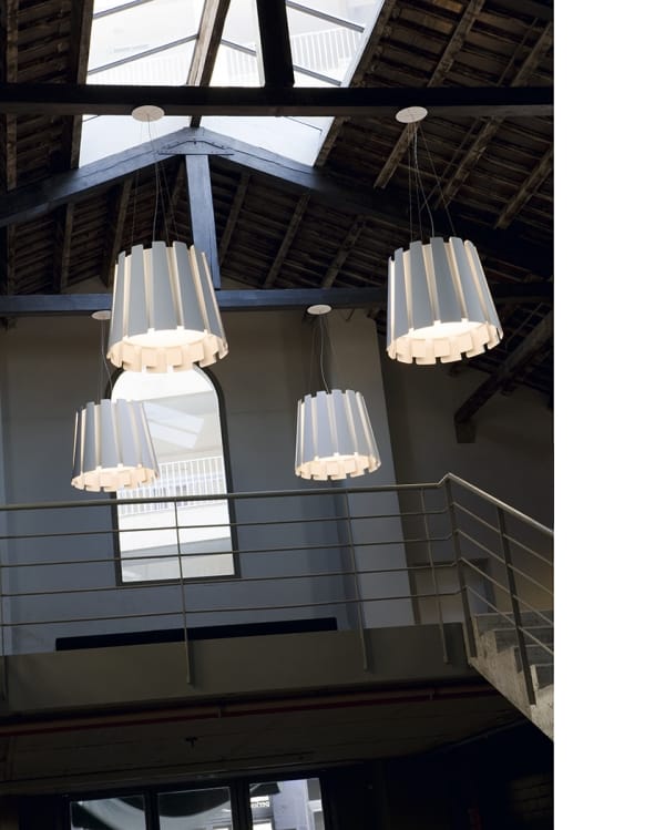 LED dimmable aluminium pendant lamp TWIST By Carpyen design Nahtrang design