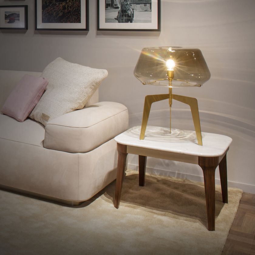 V225 Square marble coffee table By Aston Martin
