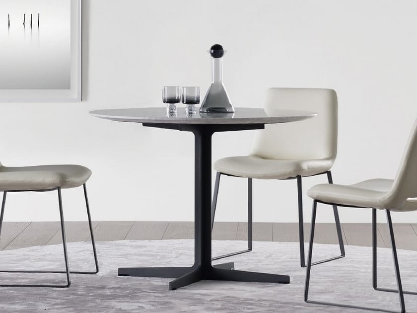 VARY Round wood veneer table By CAMERICH