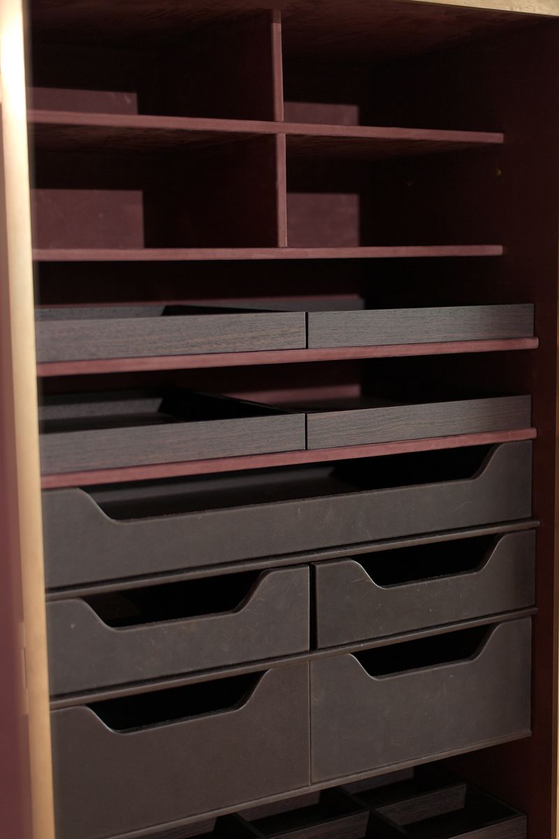 Leather wardrobe VENDOME By BAXTER design Roberto Lazzeroni