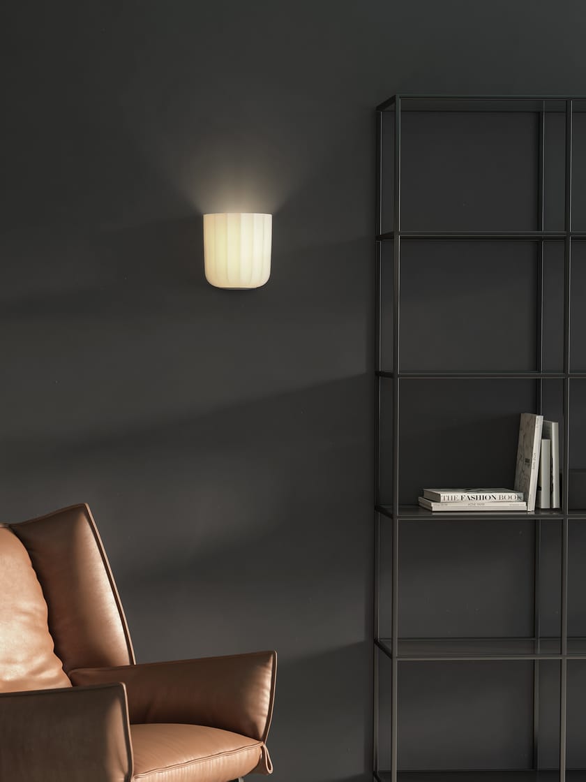 VEO wall lamp By Astro Lighting