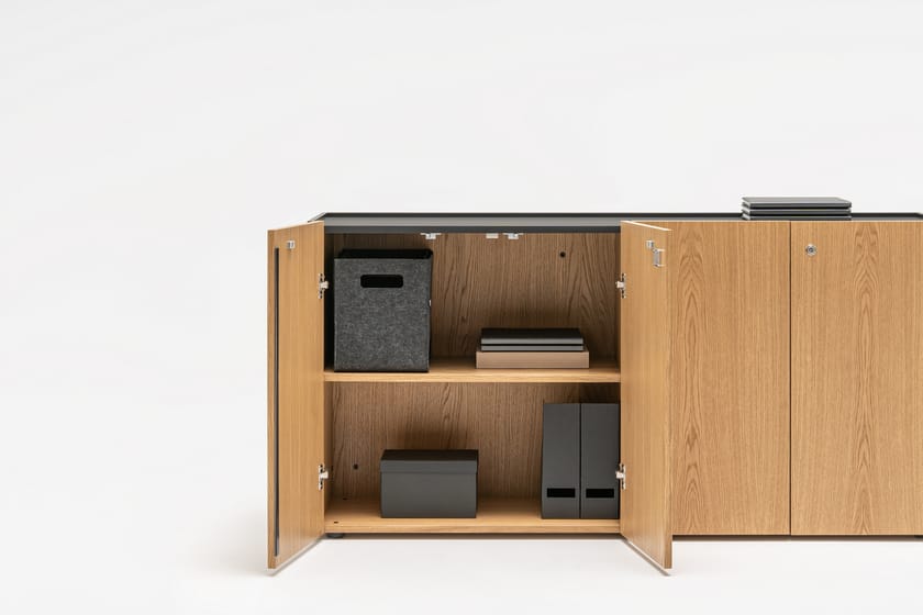 VIGA Low wooden office storage unit with lock By MDD | design YONOH
