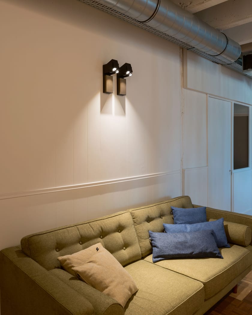 REKTOR LED wall-mounted adjustable spotlight By Modular Lighting ...