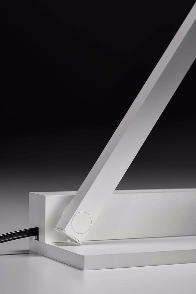 XY 台灯 By PURALUCE