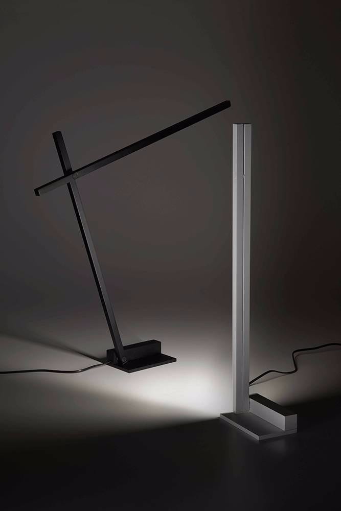 XY Table lamp By PURALUCE