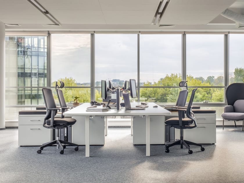 Multiple office workstation with shelves YAN_C | Multiple office ...