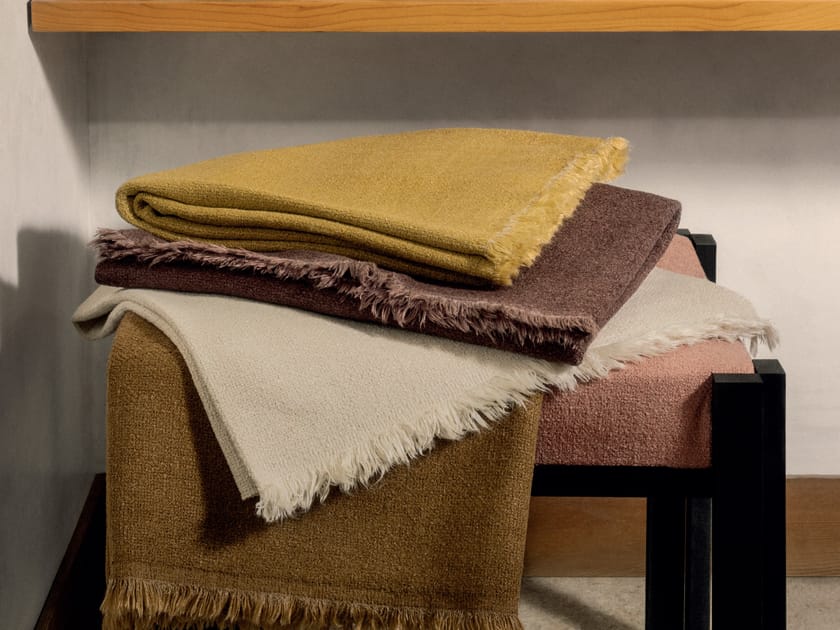 Élitis: Fabric wall tiles and wallpapers | Archiproducts