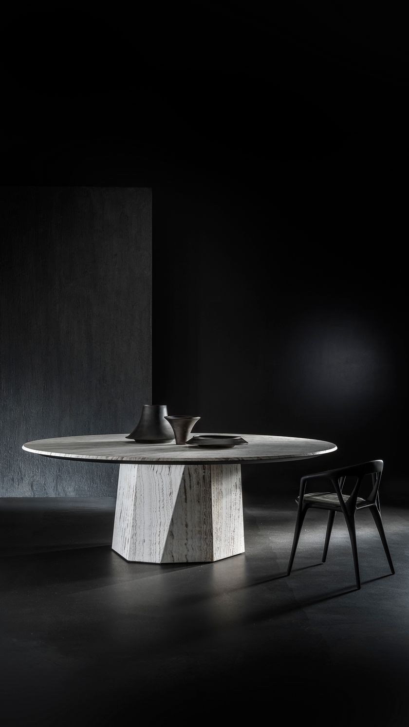 Round stone table ZENITH STONE By Henge design Massimo Castagna