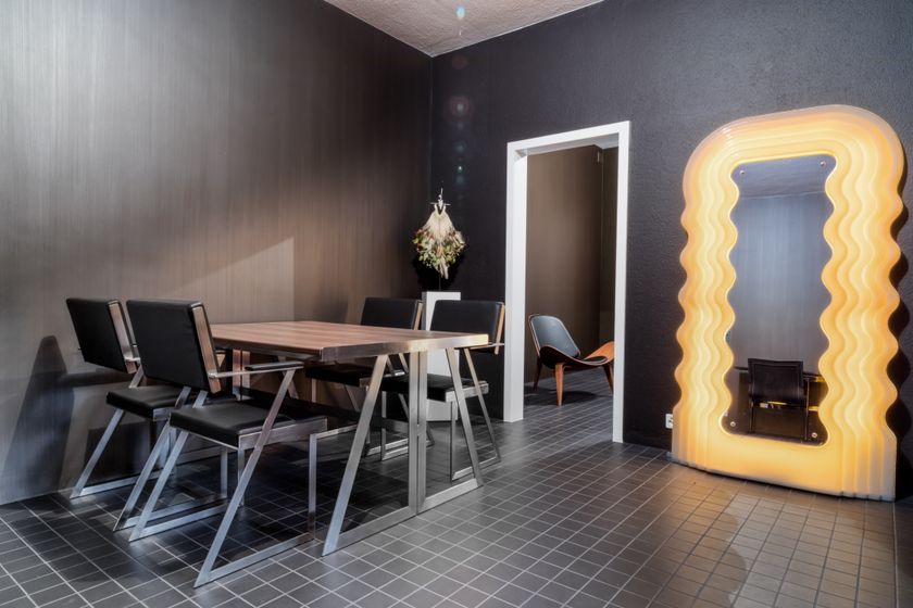 ZULU Leather chair with armrests By ZALABA Design | design Ginger Zalaba